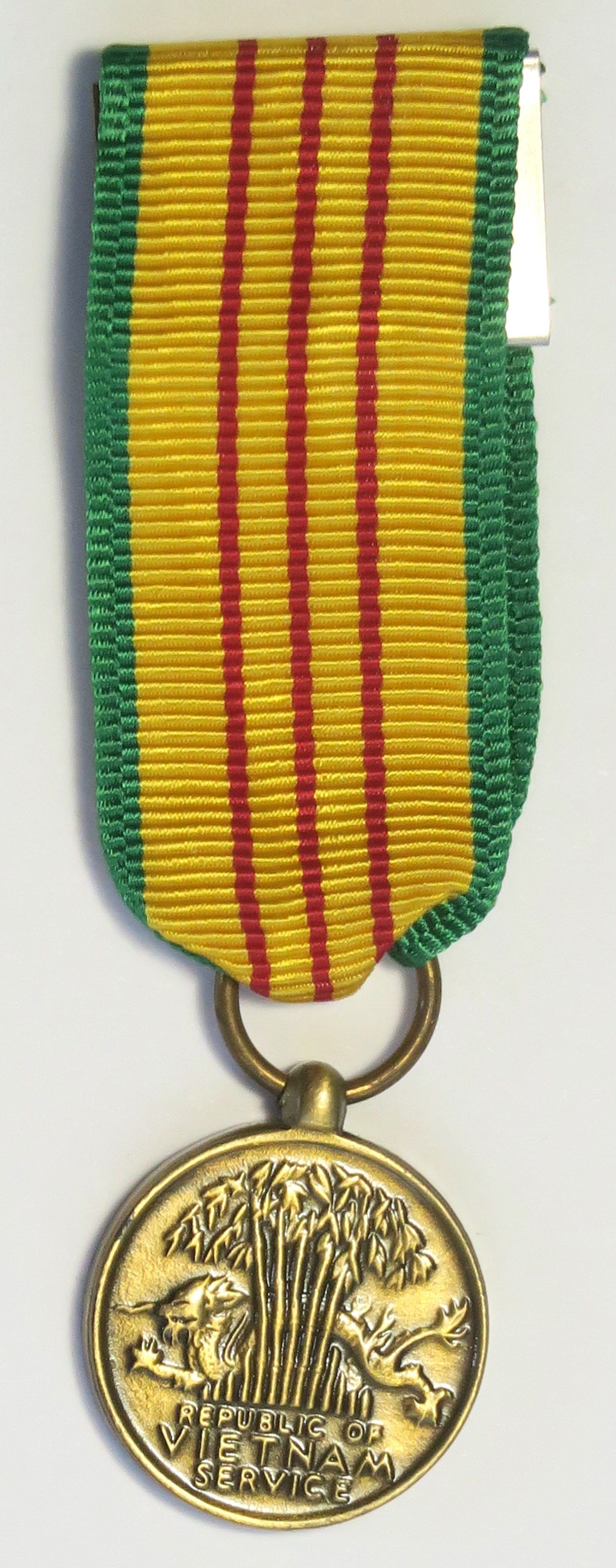 Miniature medals - Page 2 - colonialcollectables buying and selling ...