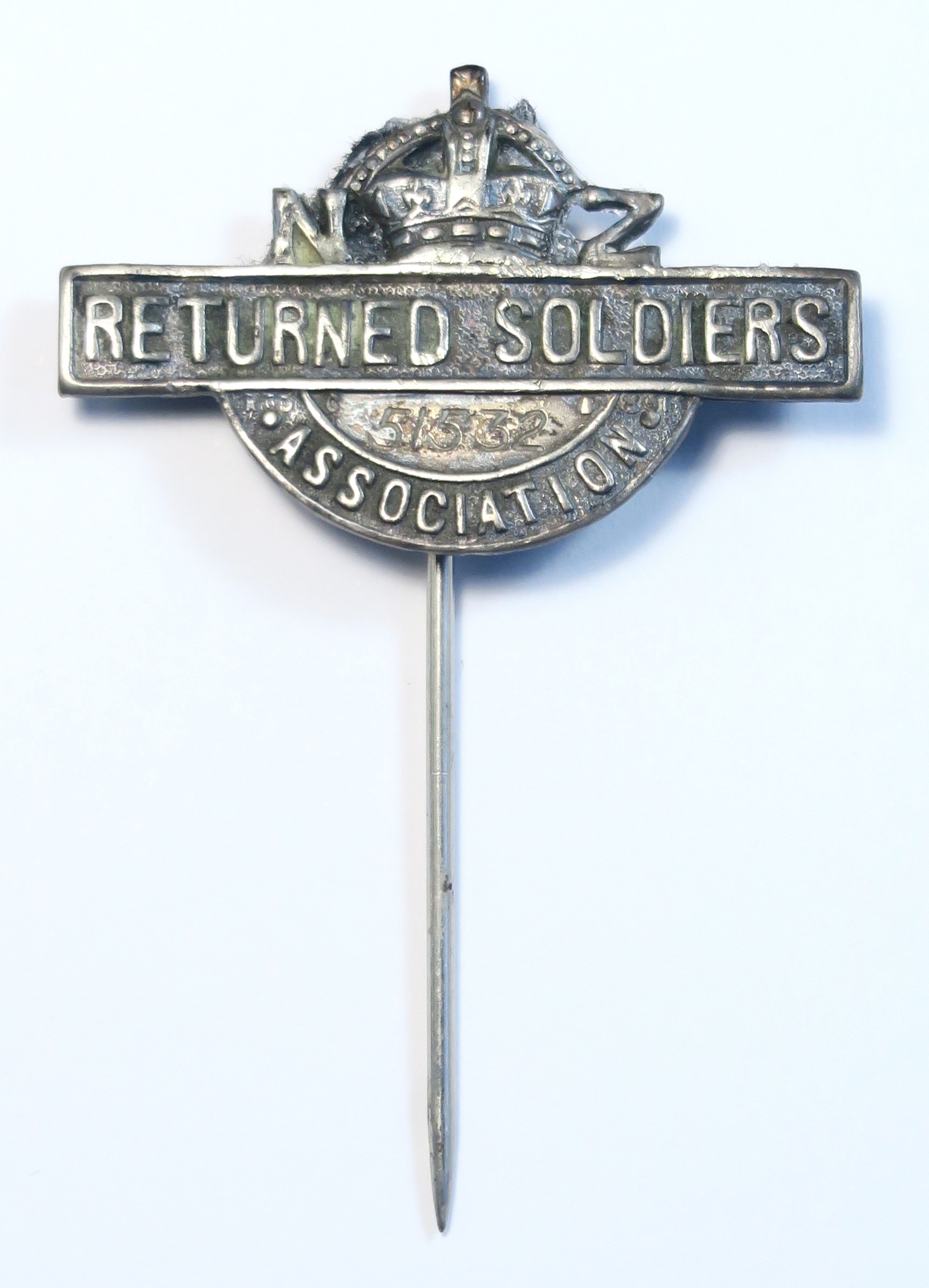 Badges and Insignia - colonialcollectables buying and selling coins ...